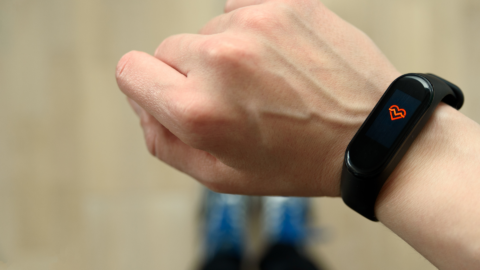 The Best Fitness Trackers With GPS For 2021 - JAYS TECH REVIEWS