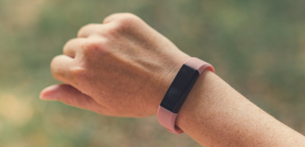 How To Buy The Best Activity Fitness Trackers 2021: Shopping For The ...