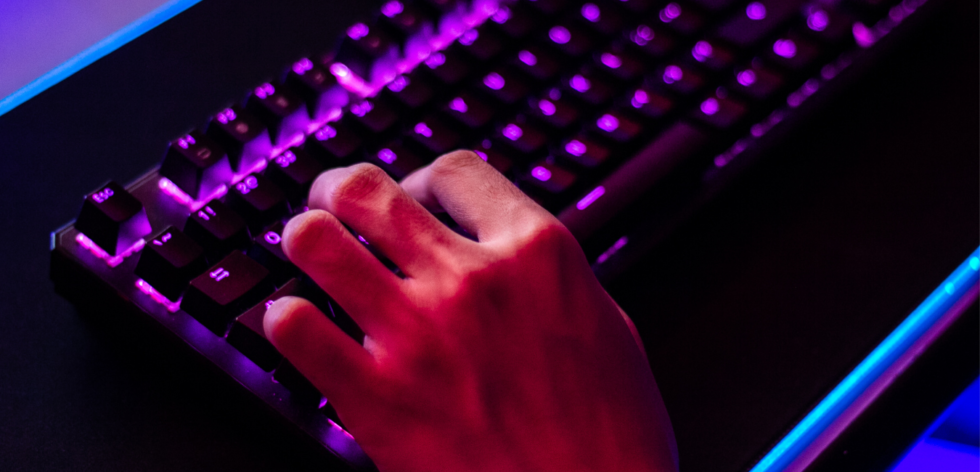Best Keyboards For Gaming in 2021: From Mechanicals, RGBs, And More ...