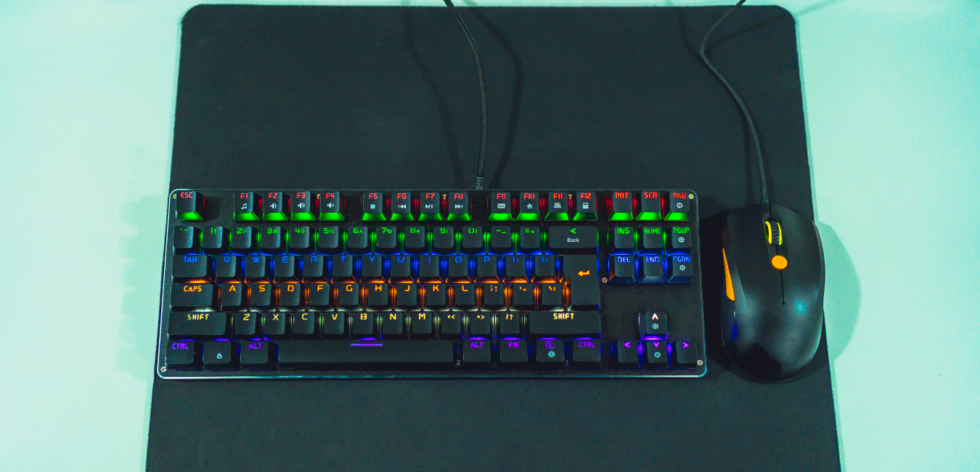 Best Keyboards For Gaming in 2021: From Mechanicals, RGBs, And More ...