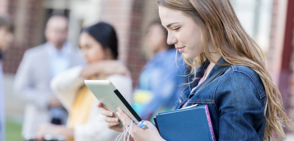 Best Tablet for College Students 2021: For Your Online Classes